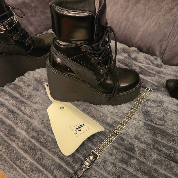 Fenty X Puma | Shoes | Fenty Puma X Rihanna Chain Embellished Sneaker ...